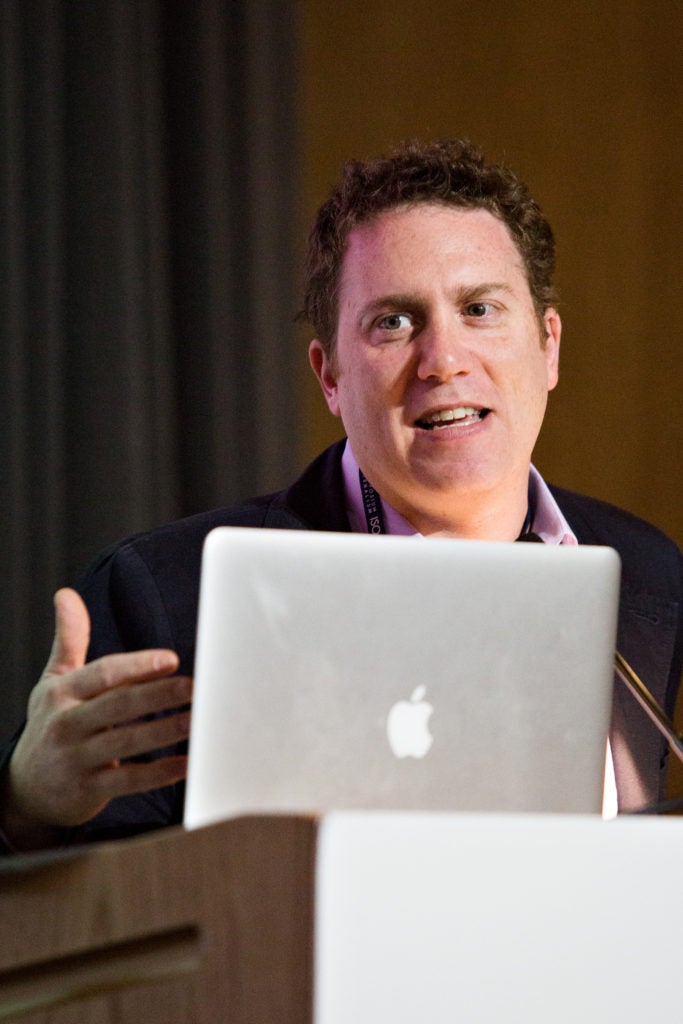 When facing distorted information, journalists must report, not resist ...